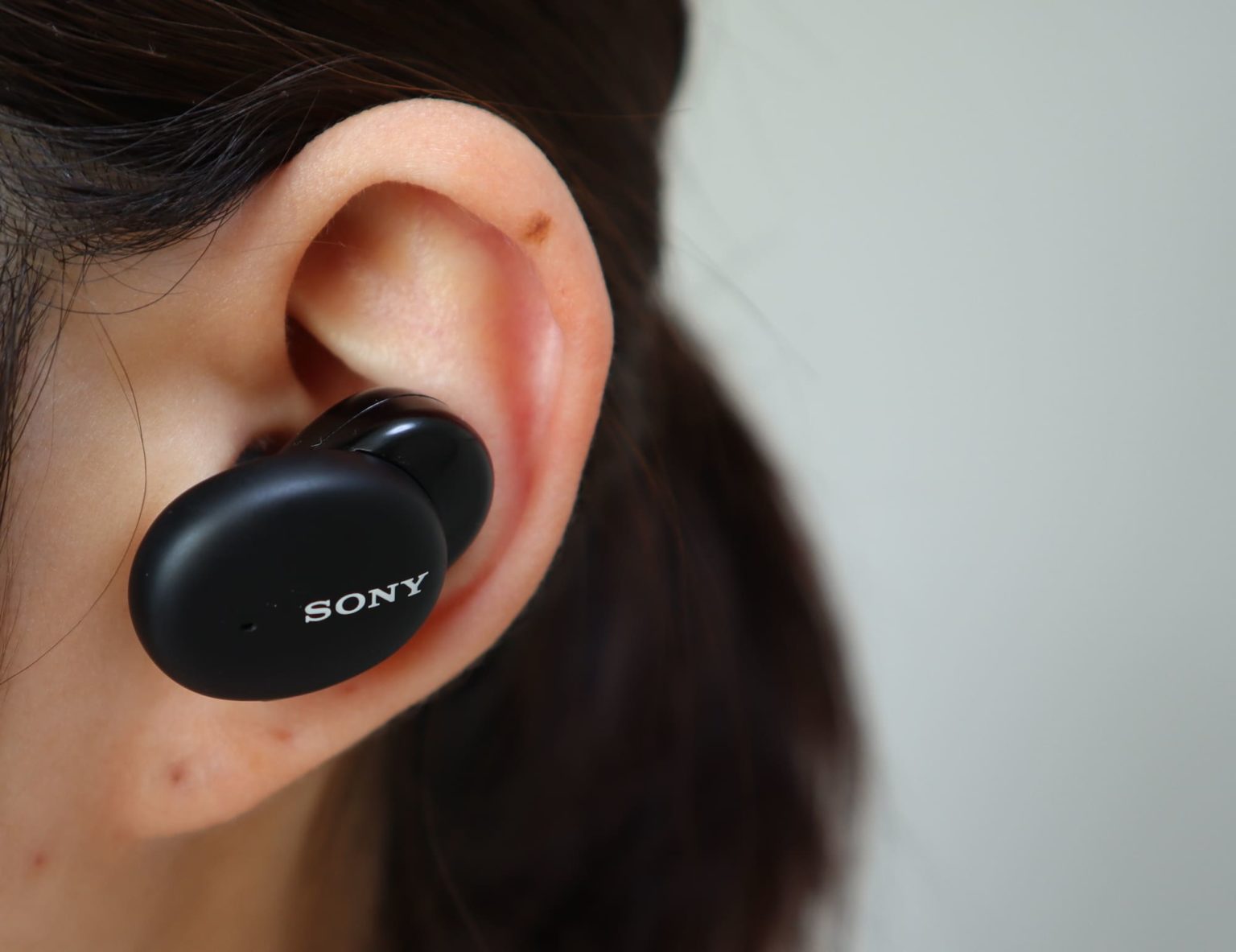 【SONYのWF-H800レビュー！】ファッション性の高いデザインとボーカル主体の高音質！ | ゆとりに生きろ